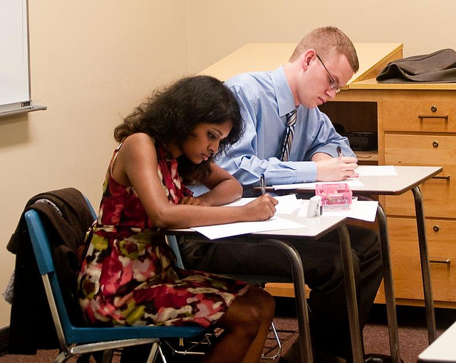 Easy Listening: Spreading and the Role of the Ear in Debating ...