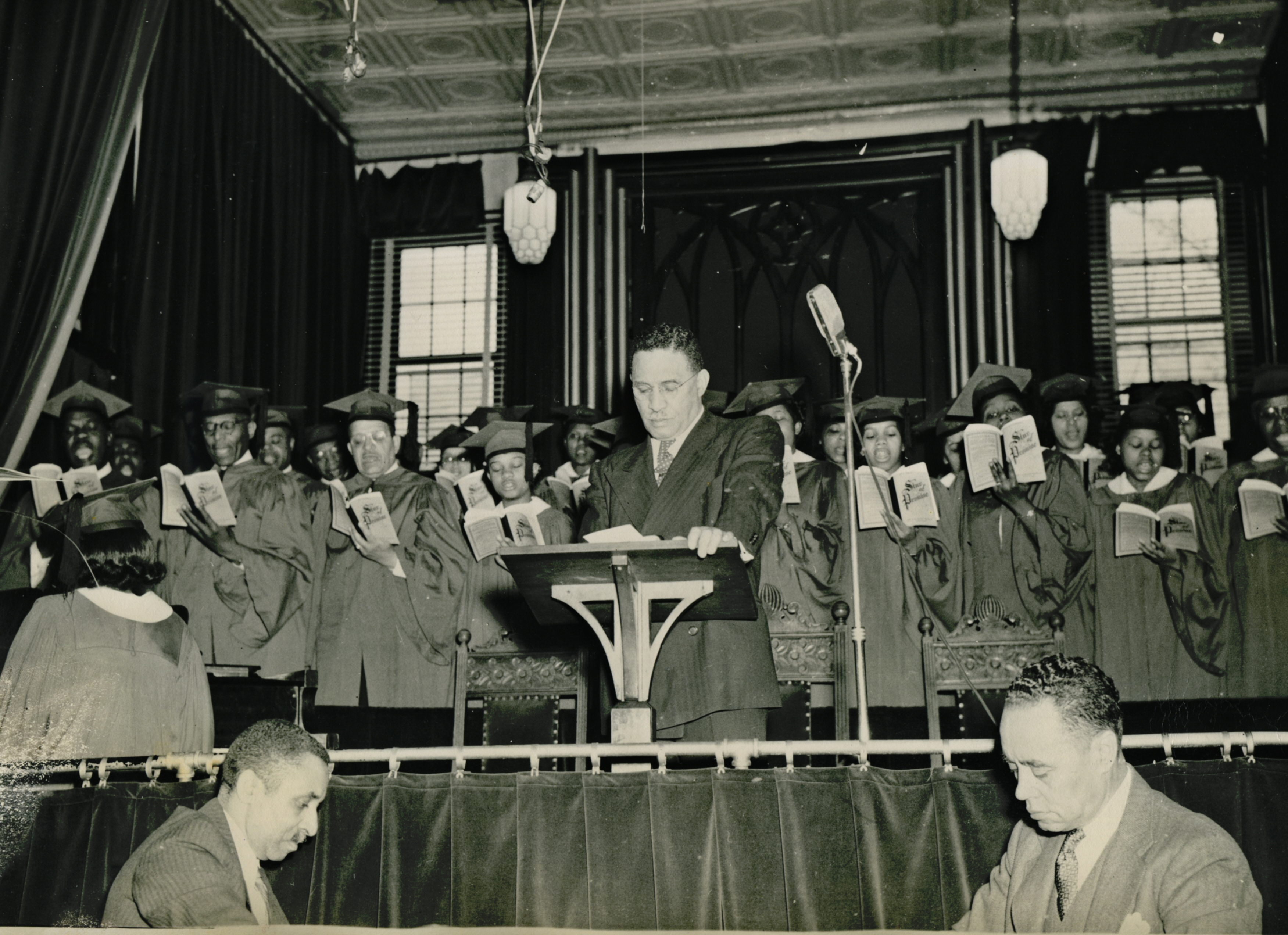 Tuning Into the “Happy Am I” Preacher: Researching the Radio Career of ...